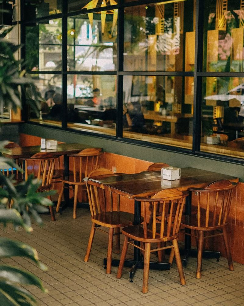 8 Cafe Dekat USU Terbaik, Nyaman dan Estetik