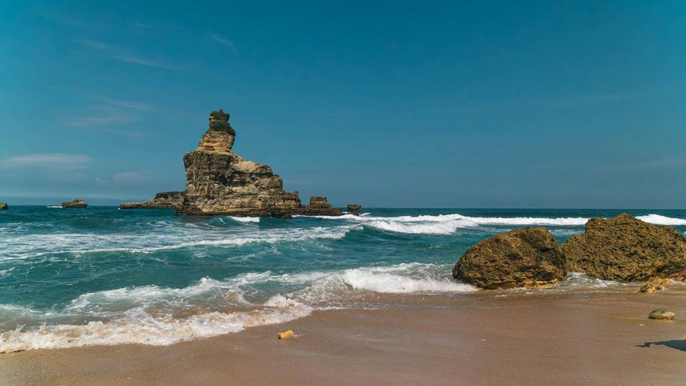 6 Gunung di Medan dan Sekitarnya yang Cocok untuk Pemula
