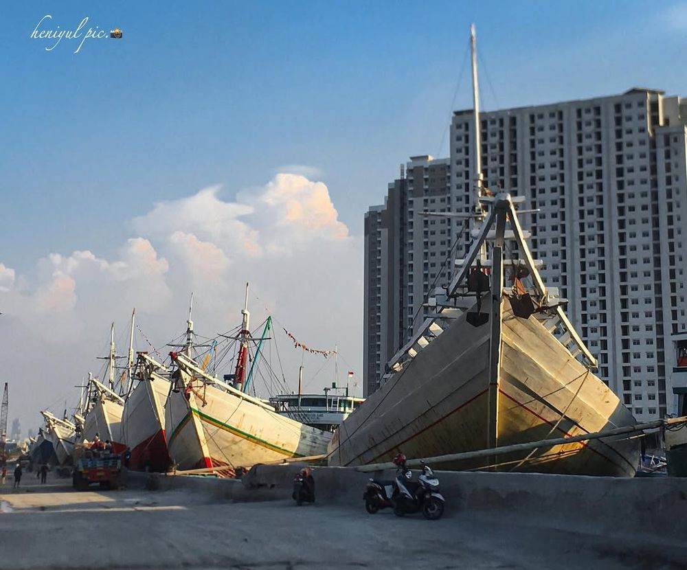 Pelabuhan Sunda Kelapa, Wisata Sejarah & Sunset Jakarta