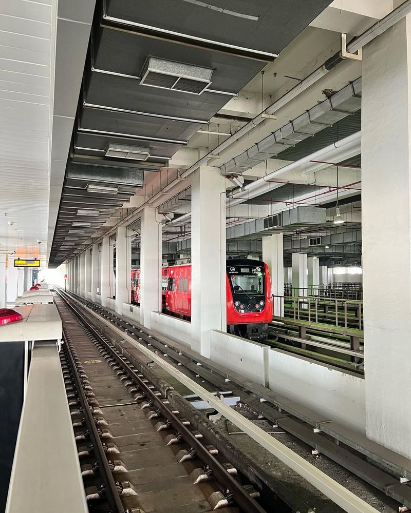Profil Stasiun LRT Pegangsaan Dua: Jadwal, Rute & Tarif