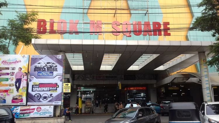 Blok M Square: Sejarah, Daya Tarik, Lokasi, dan Cara Menuju