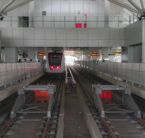 Stasiun LRT Velodrome: Jadwal, Rute, dan Tarif Terbaru